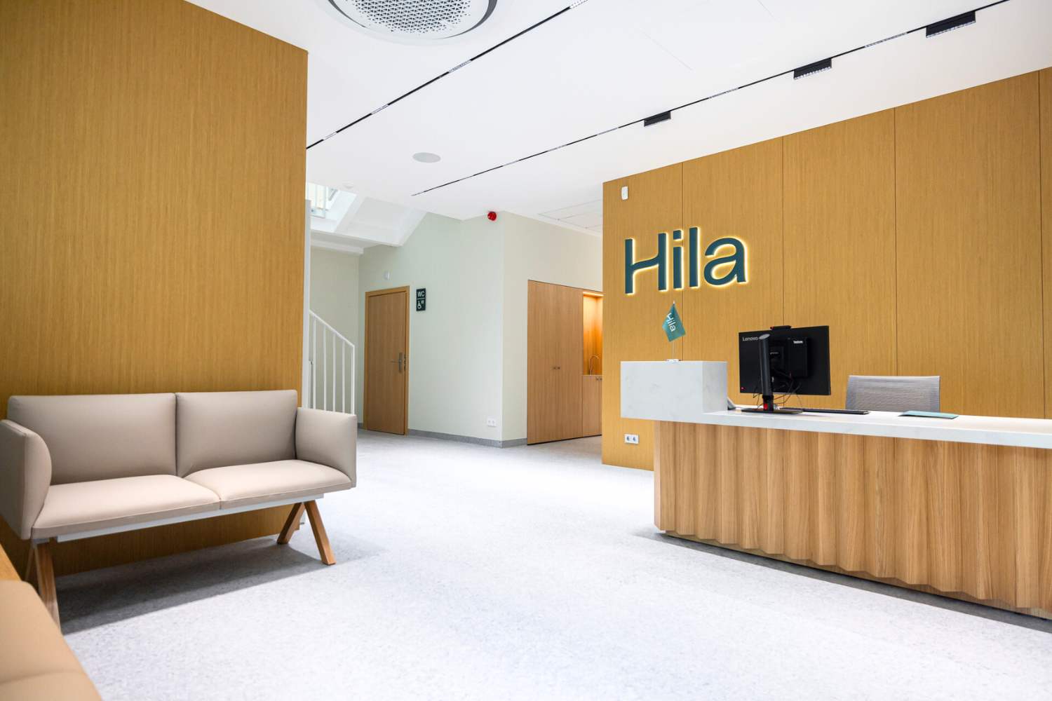 Hila auga – duris atveria naujos erdvės V. Grybo g. | Hila